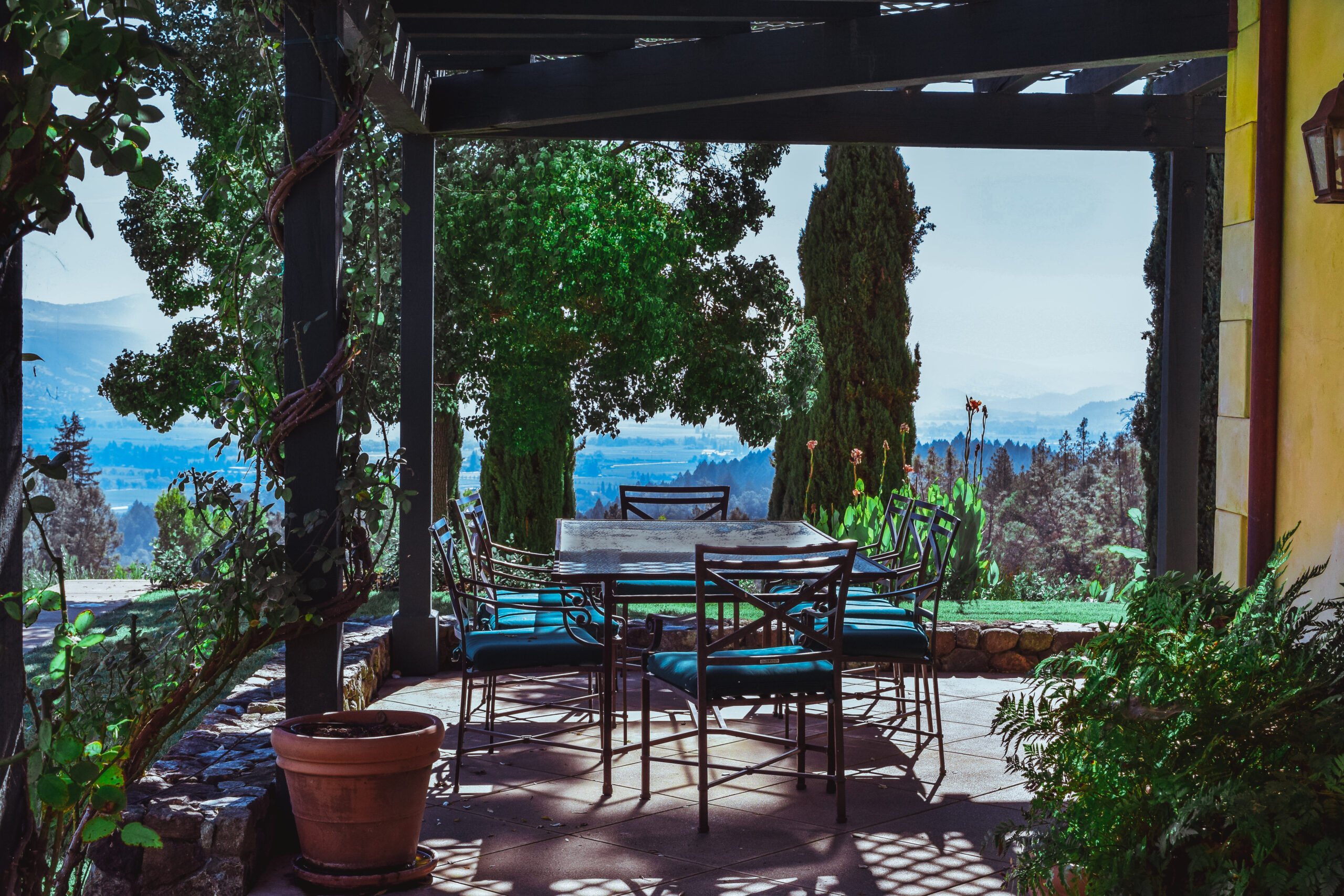 Caspar Estate & Cultivar Offer A Well-Rounded Taste of Napa Valley ...
