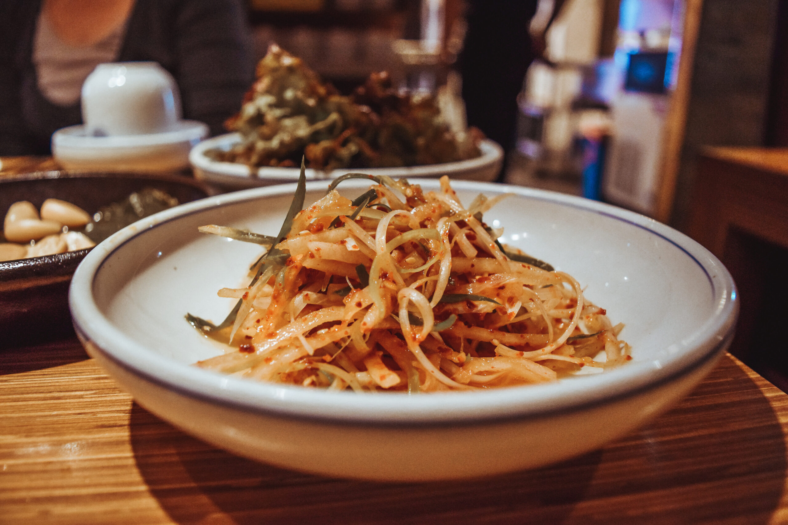 How To Eat Korean Barbecue: A First-Timers Guide • Svadore