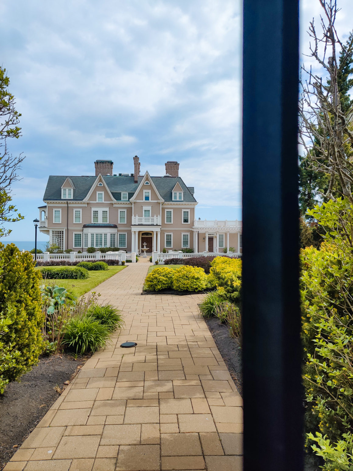 Explore Newport Mansions (AKA "Summer Cottages") in Rhode Island • Svadore