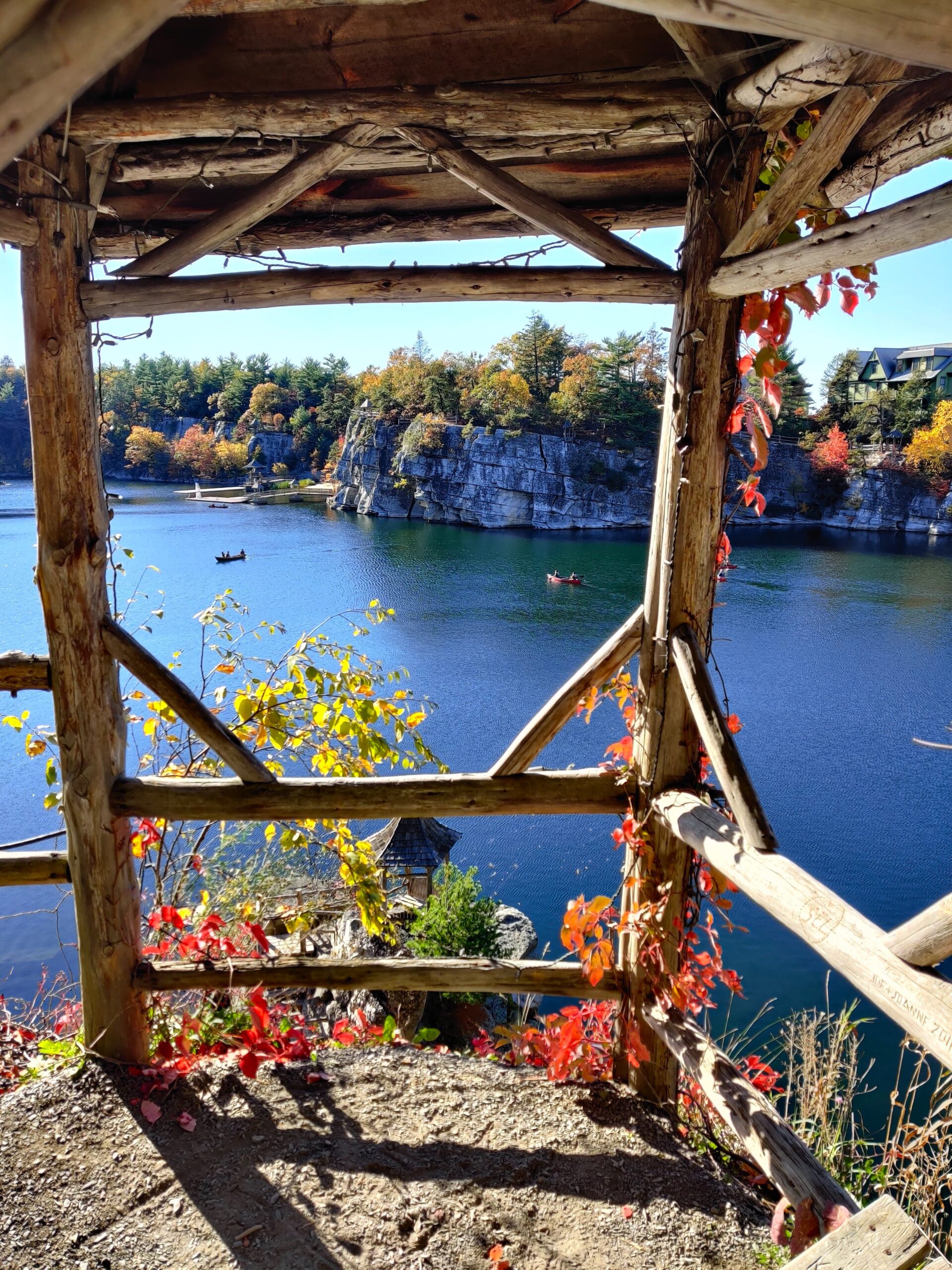 Exploring Mohonk Preserve: A Colorful Journey in the Shawangunks • Svadore